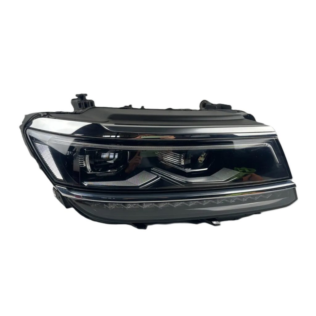 Suitable For Volkswagen Tiguan RH Headlights Assembly (Aftermarket)